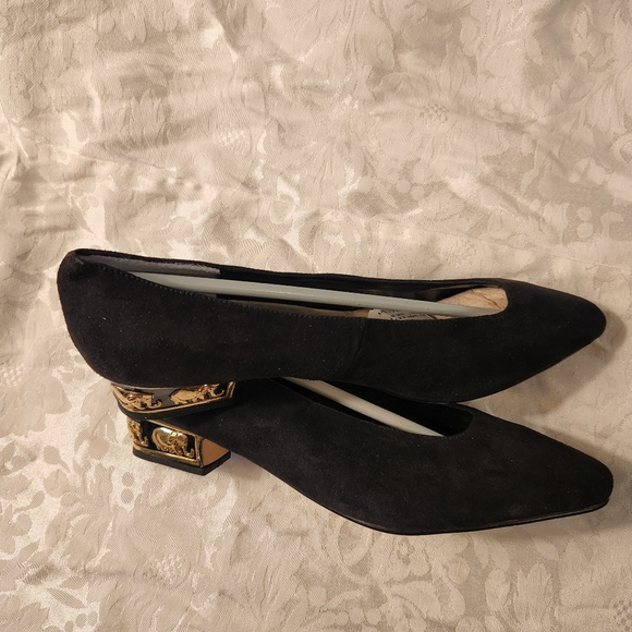 Cervelle | Shoes | New Cervelle Elephant Heel Pump Black Suede | Poshmark